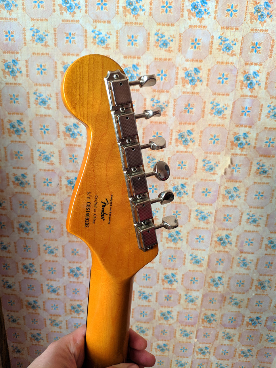 Squier Fender Stratocaster Classic Vibe 60. + Комбик Marshall