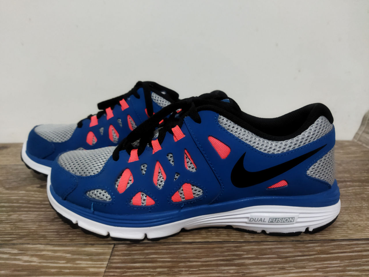 Nike 37 оригинал