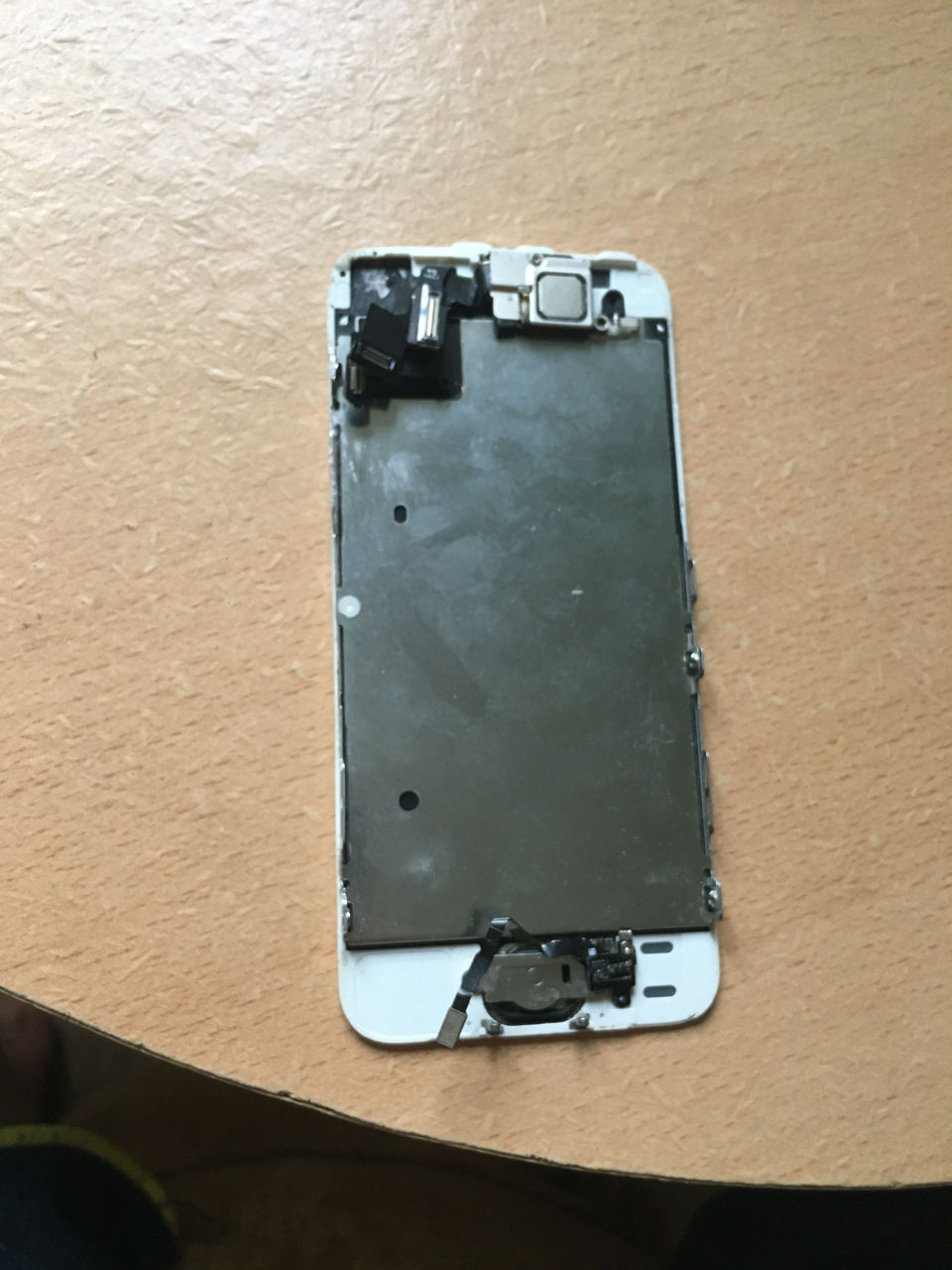 Продам экран на айфон 5s