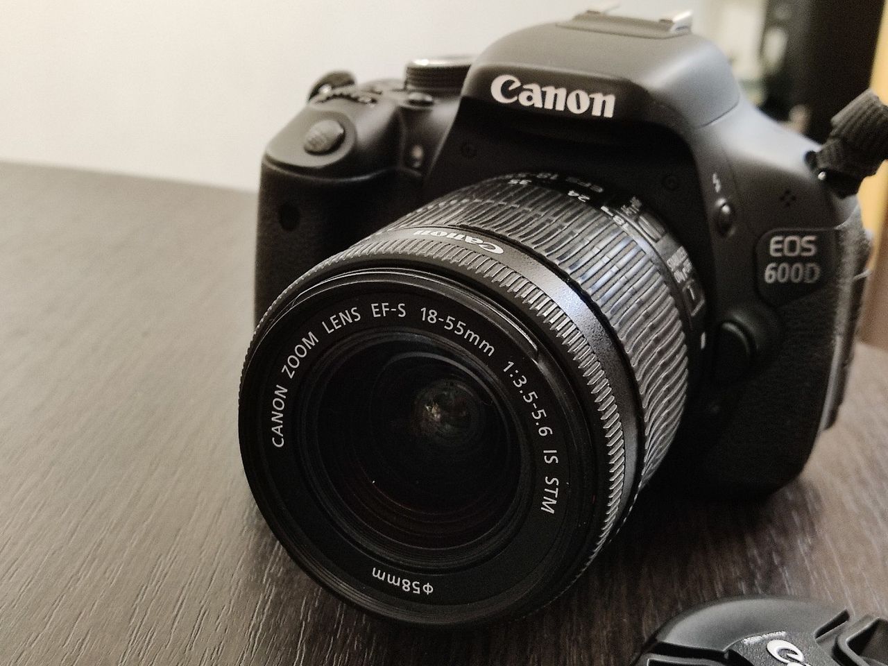 Canon D600 + 18-55mm