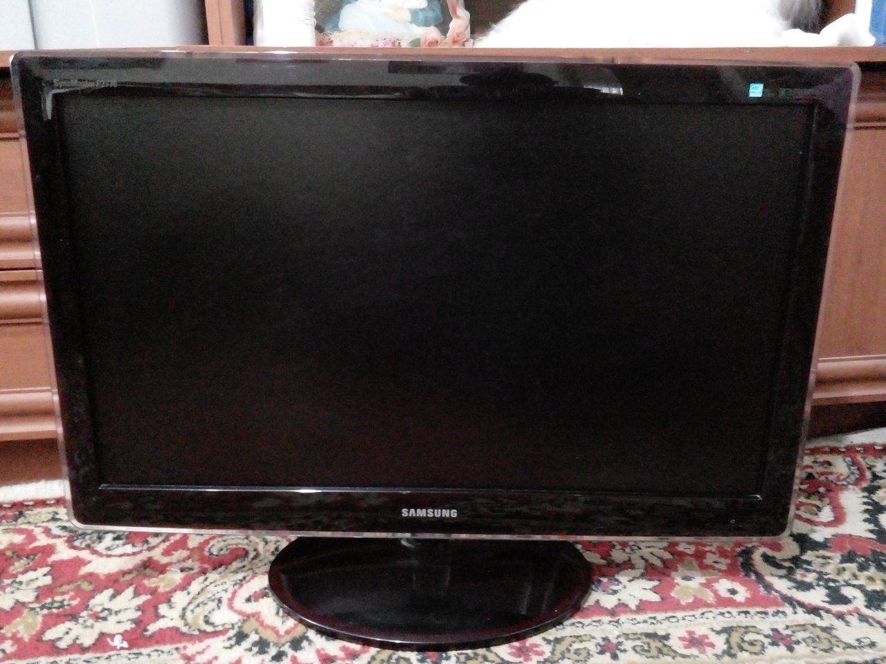 Продам монитор на 27'' Samsung P2770.