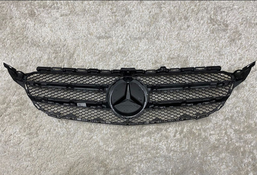 Решетка для mercedes w 205 C clas. 2015-2020 годаРешетка для mercedes w ...