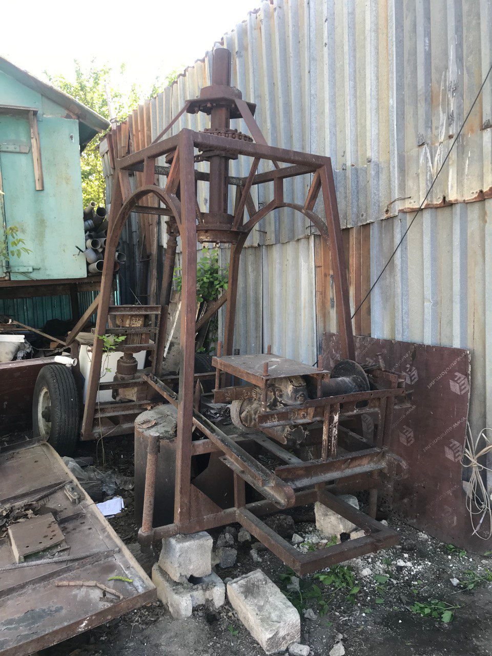 Instalație de foraj. Буровая установка