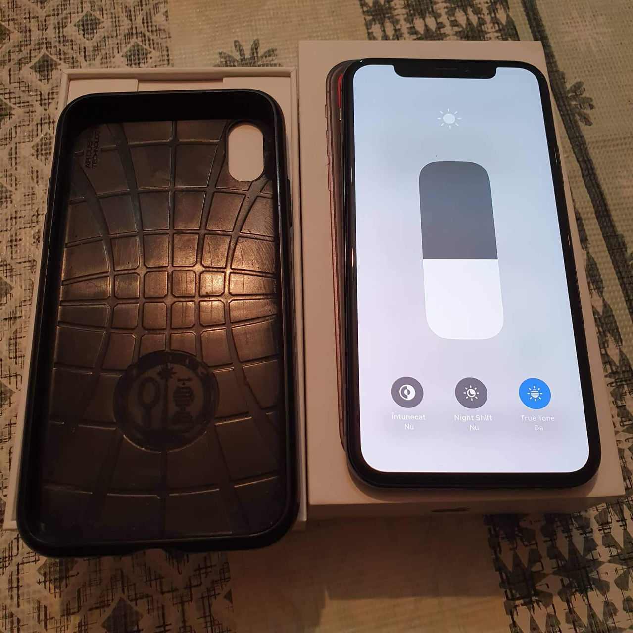 Vind iphone X stare buna pret accesibil