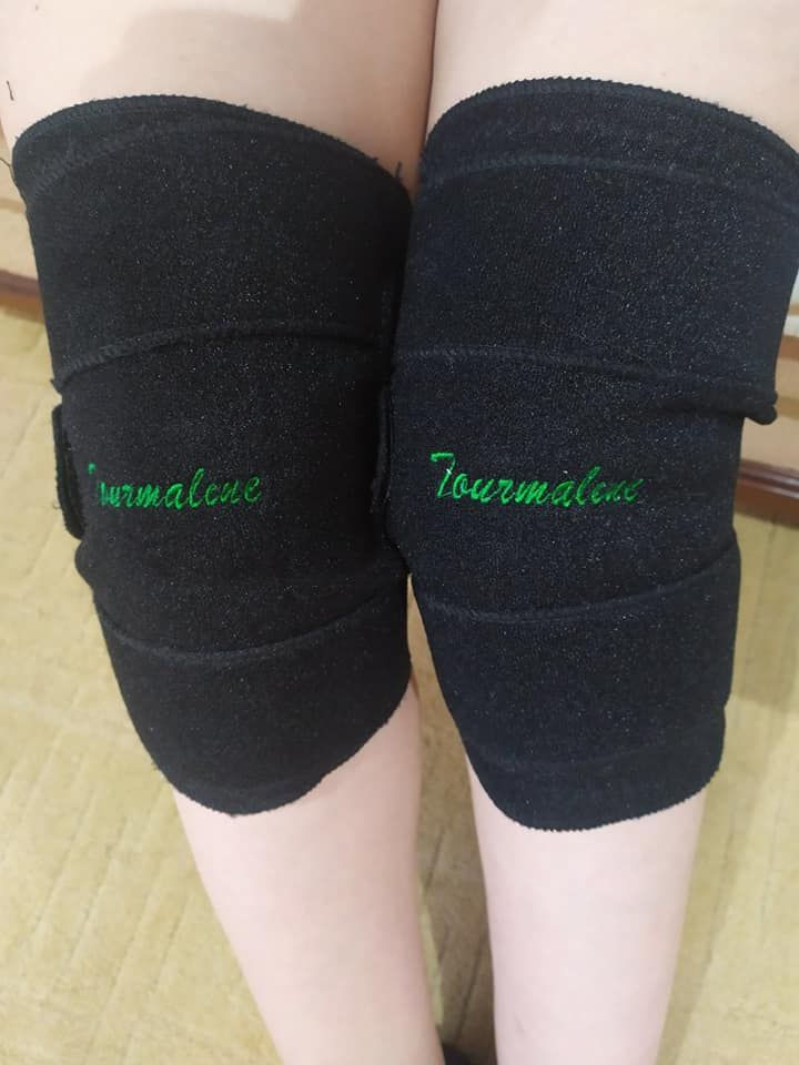Set genunchiere cu turmalina