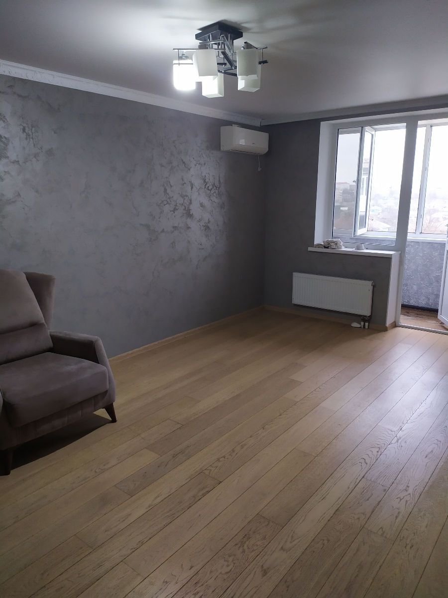 Apartament cu 2 camere, 56 m², Centru, Florești