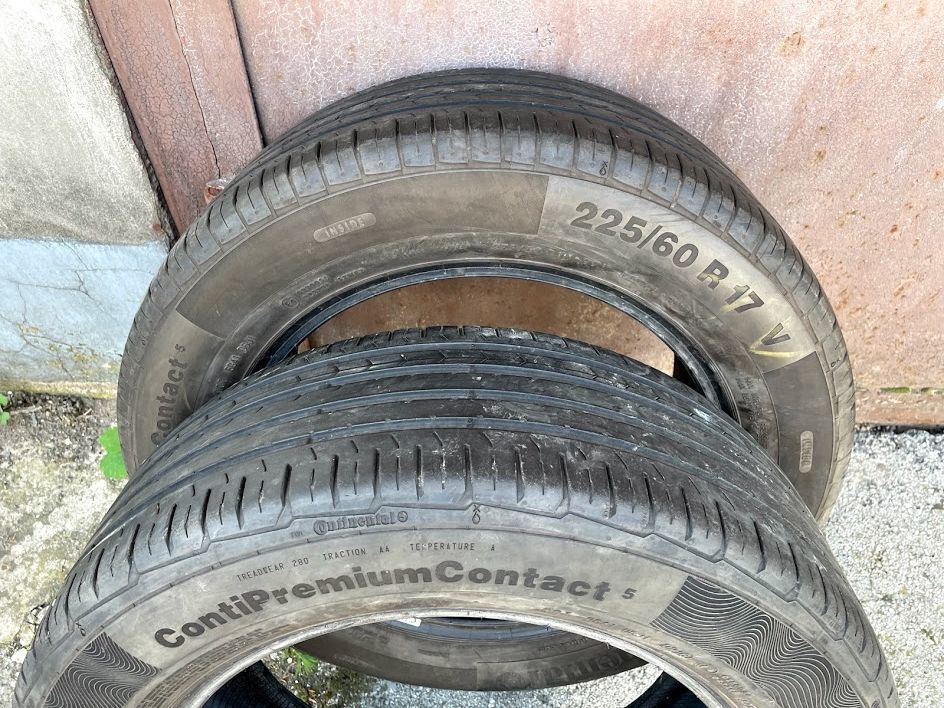 225 60 R17 Continental