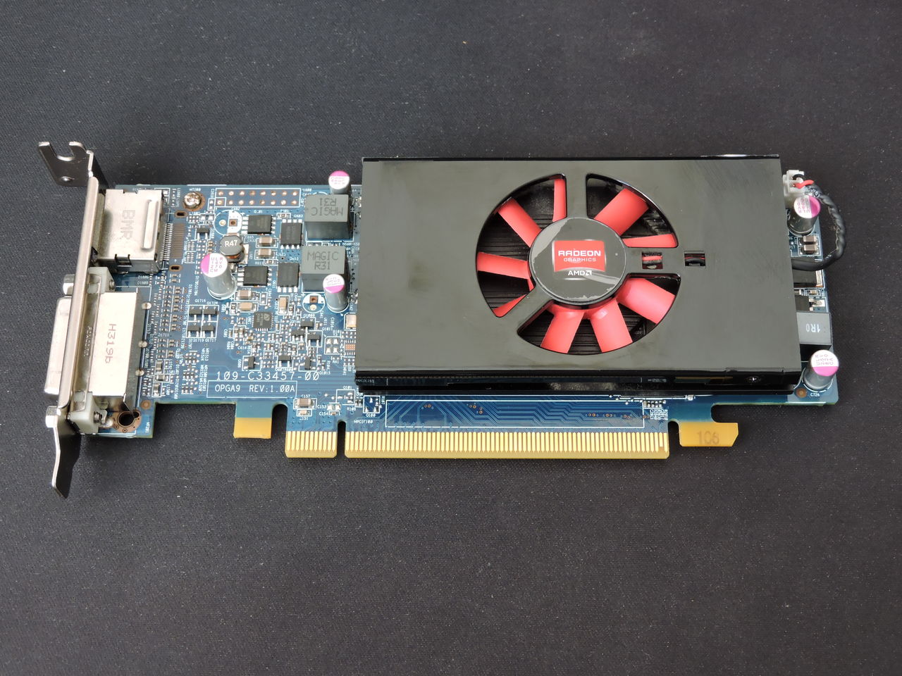 AMD Radeon HD 7570 1Gb GDDR5 / 128bit (Low Profile Bracket)
