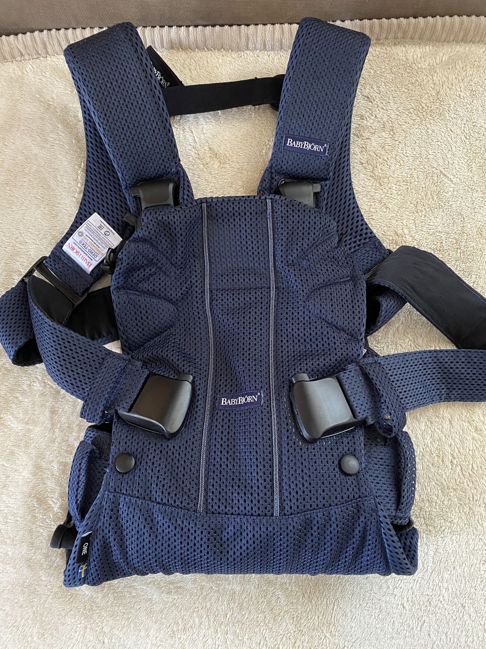 Продам эргорюкзак BabyBjorn One