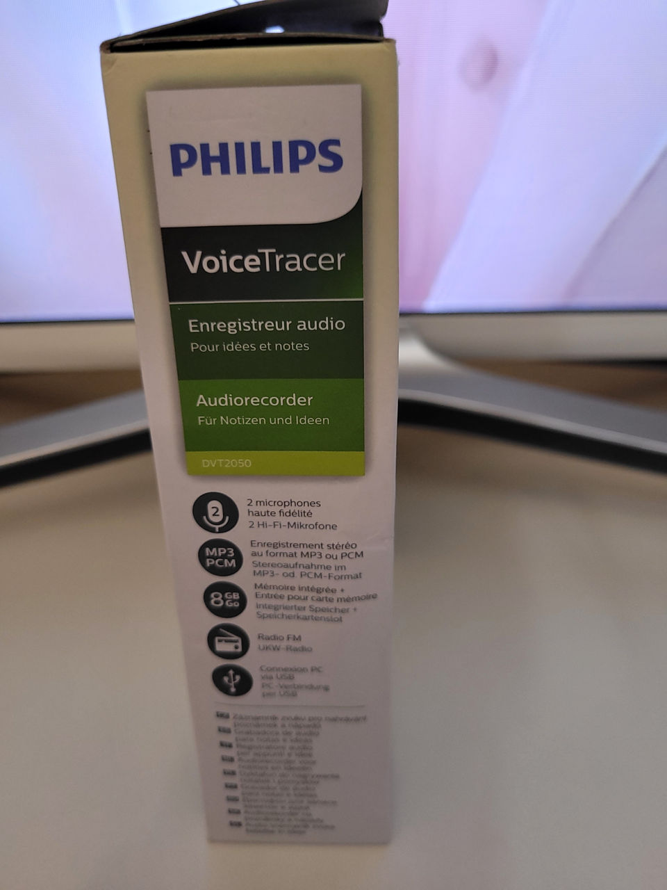 Philips voice tracer DVT 2050,nou