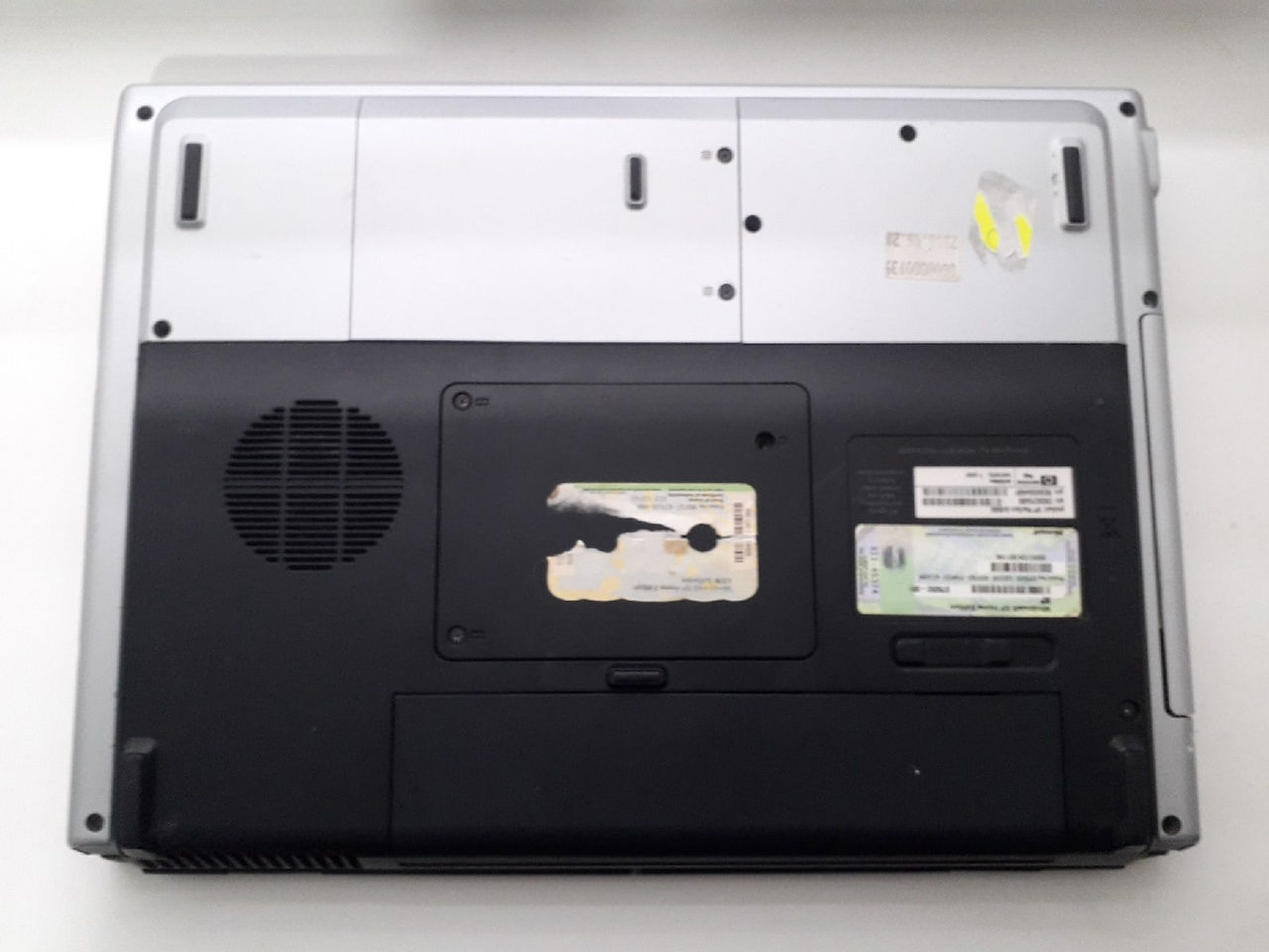 Ноутбук HP 2006 года