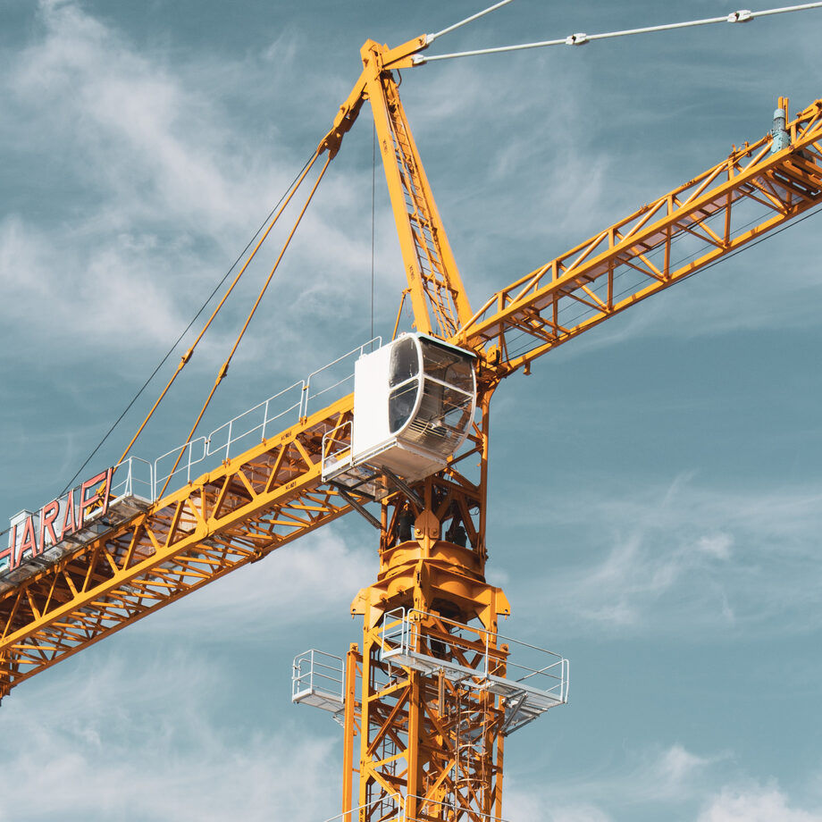 Vânzare macara de construcții