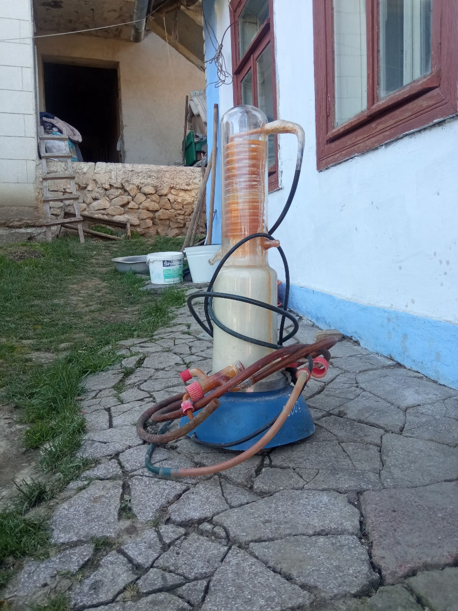 Аппарат для дестилирования воды