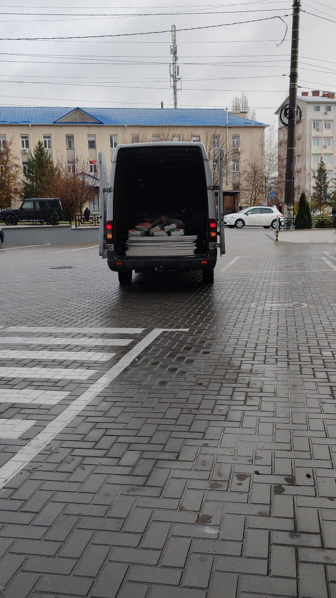 Transport de mărfuri și servicii de hamali!