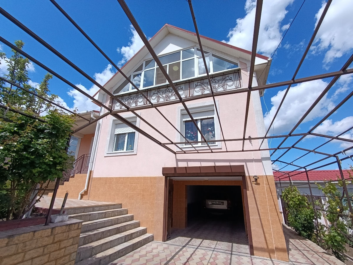 Casa de locuit Bacioi