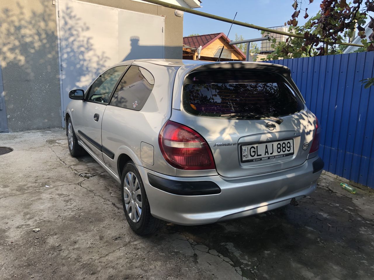 Nissan Almera