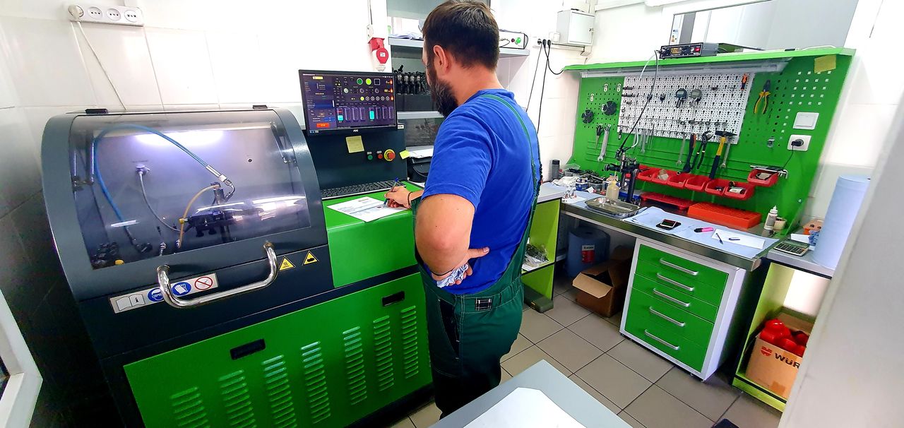 Reparatii injectoare, regenerare coduri. Ремонт форсунок.