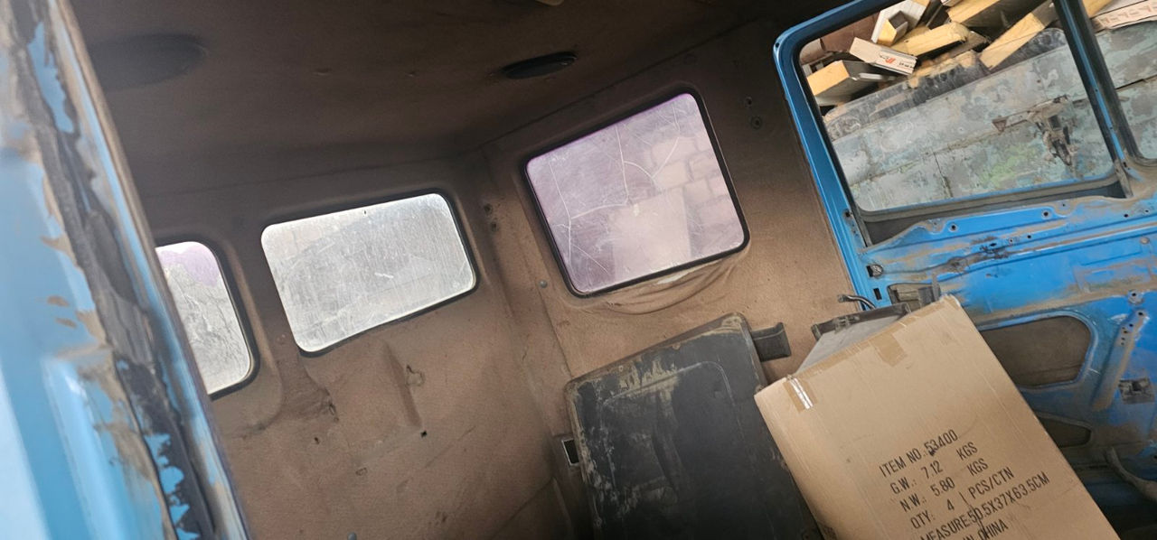 Mercedes 609 cabina dubla