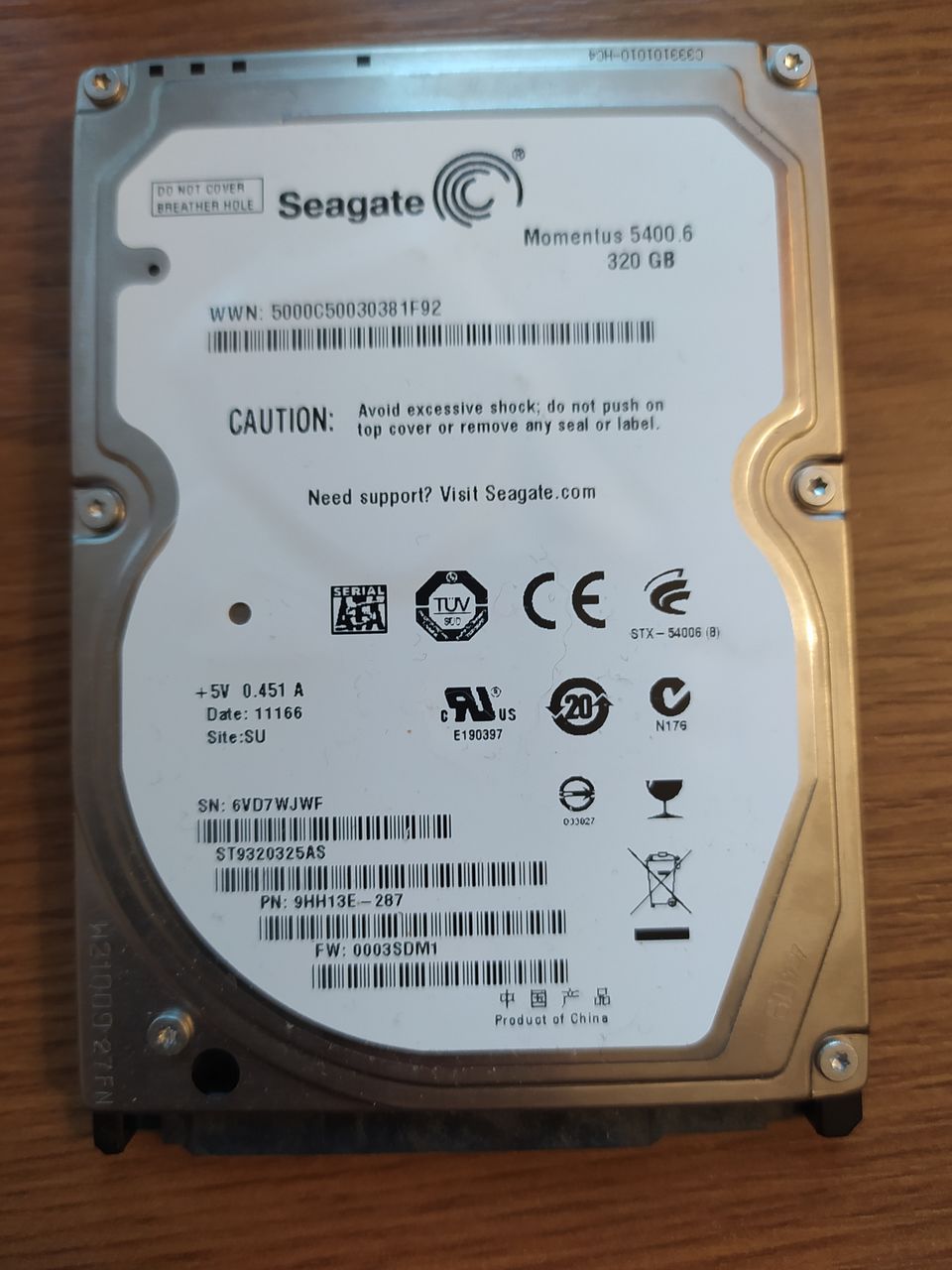 Жёсткий диск для ноутбука / 100% здоровья /Seagate