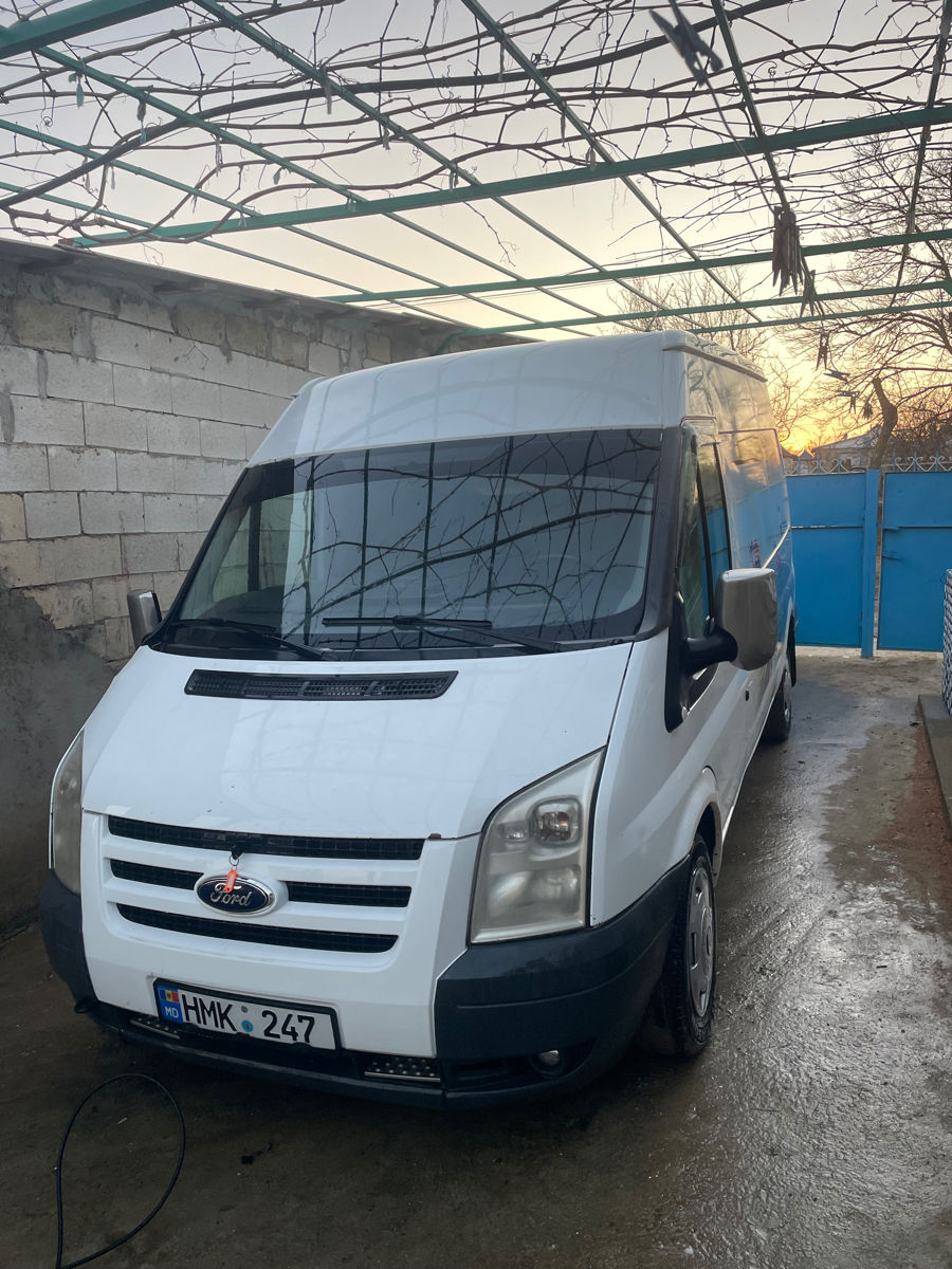 Ford Tranzit