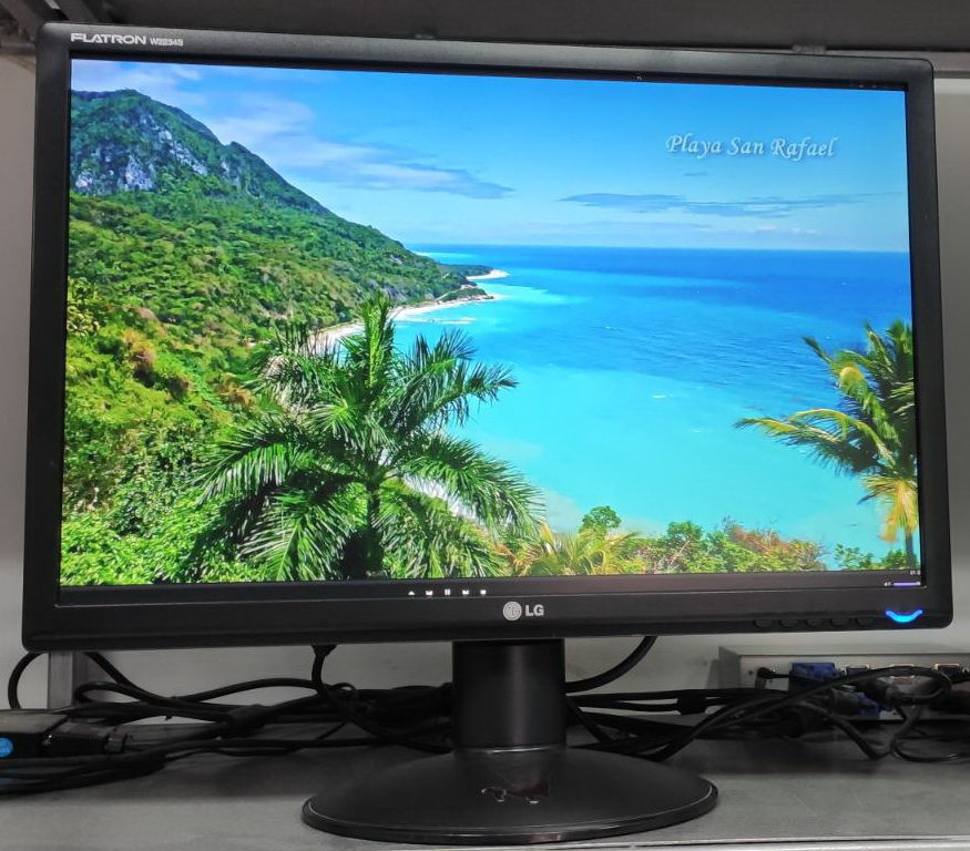 Monitor 22" LG - 850 lei