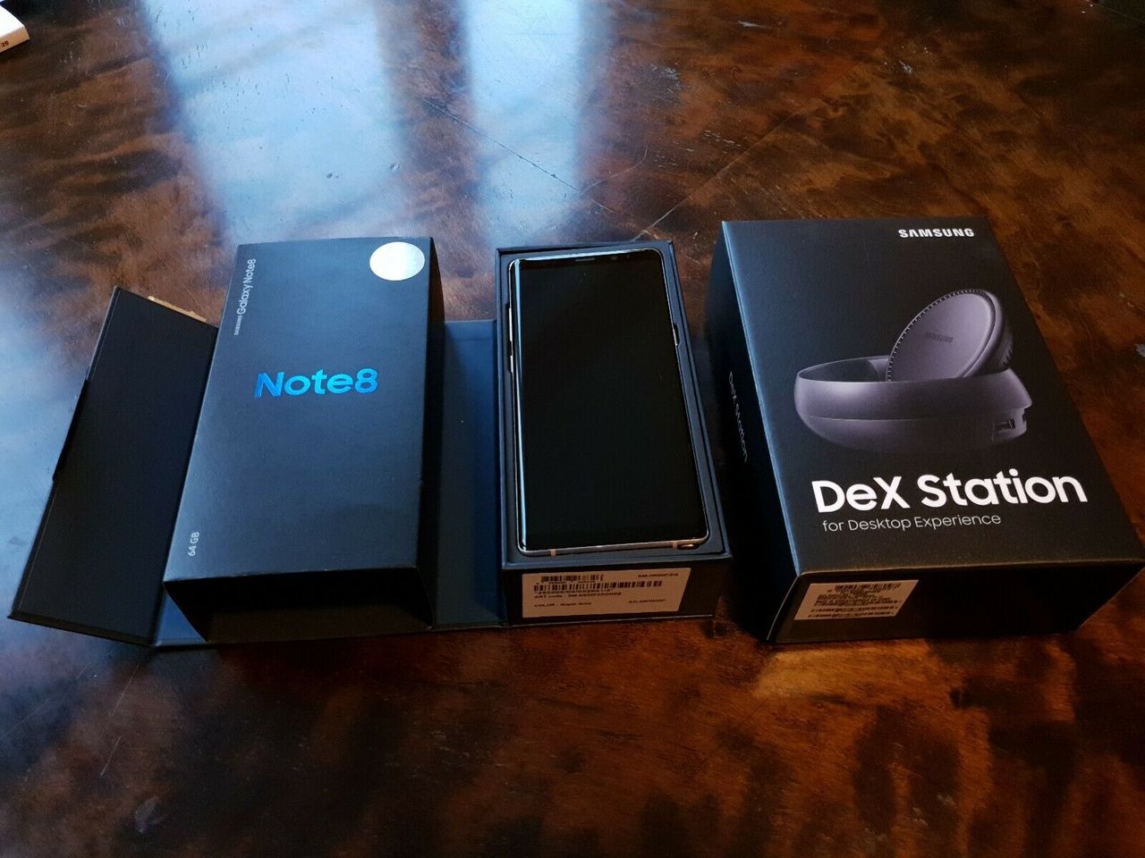 Samsung Note 8 Duos ( Gold ) + DeX Station