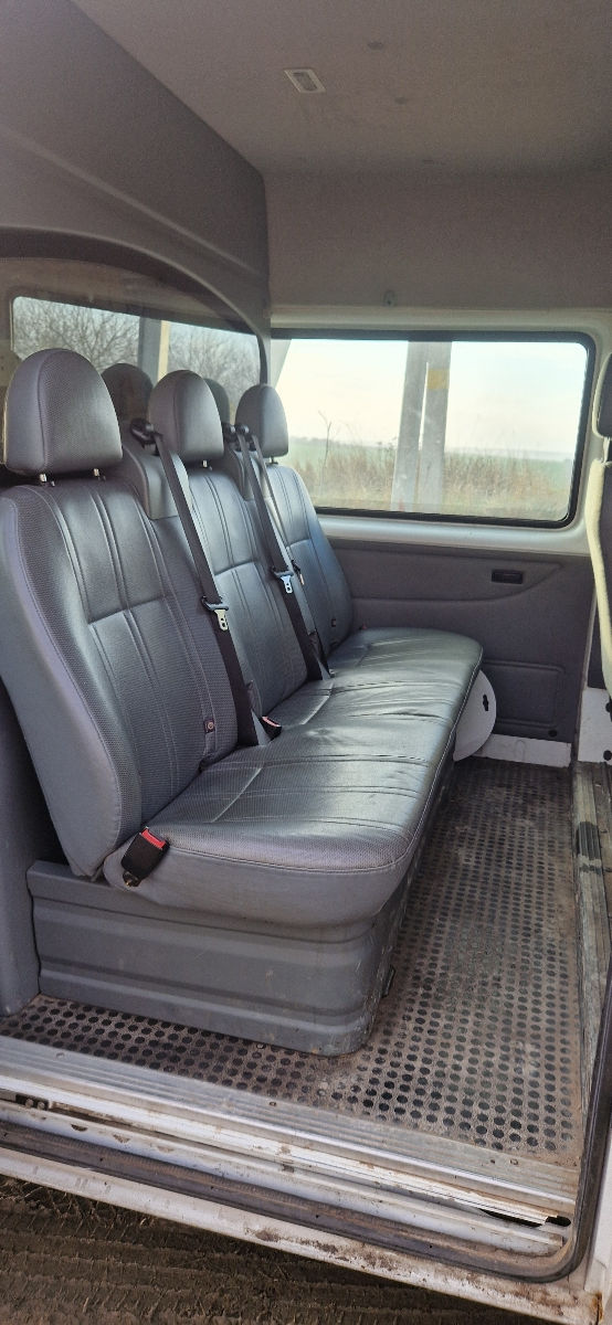 Ford Transit 6 locuri an. 2012 cu rulaj, Diesel, 4300