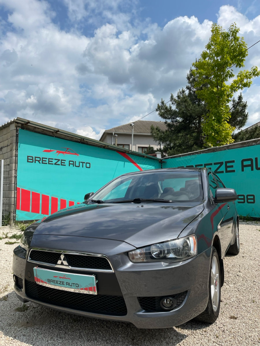 Mitsubishi Lancer an. 2008 cu rulaj 190000 km, Benzină, 5650
