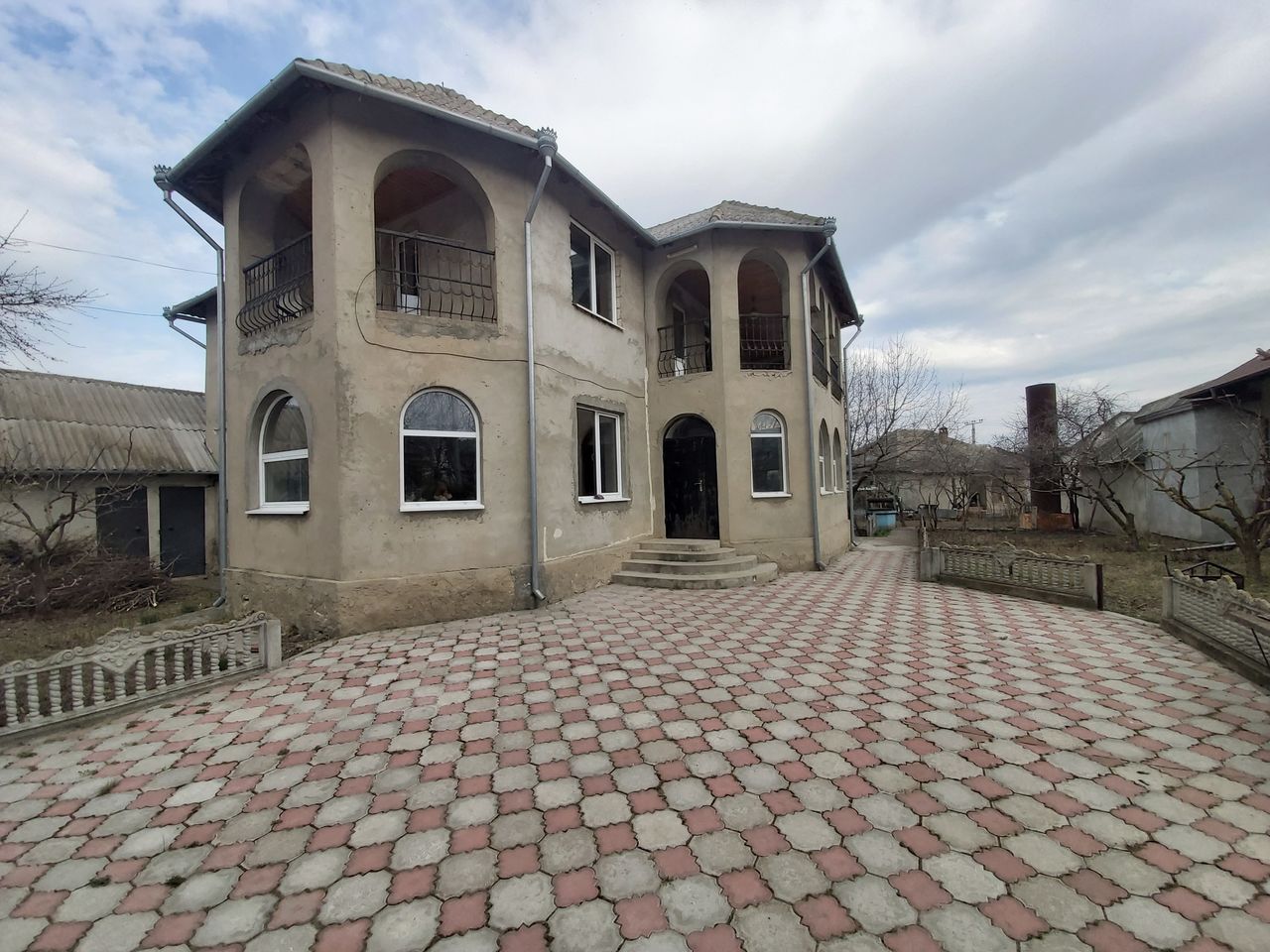 Casa Magdacesti 8 Ari