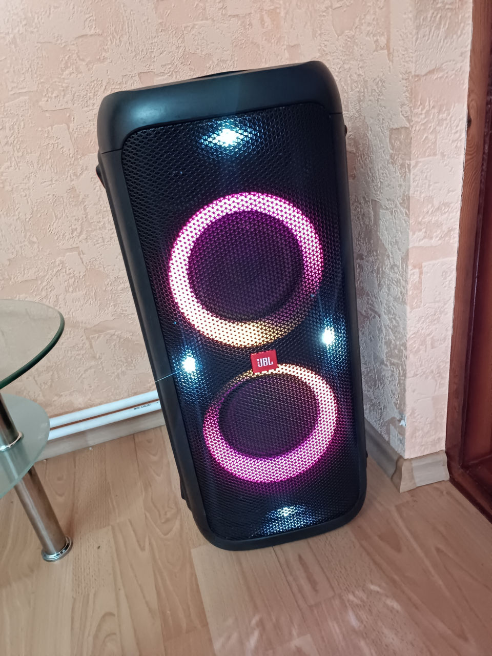 Vind JBL Party Box 300