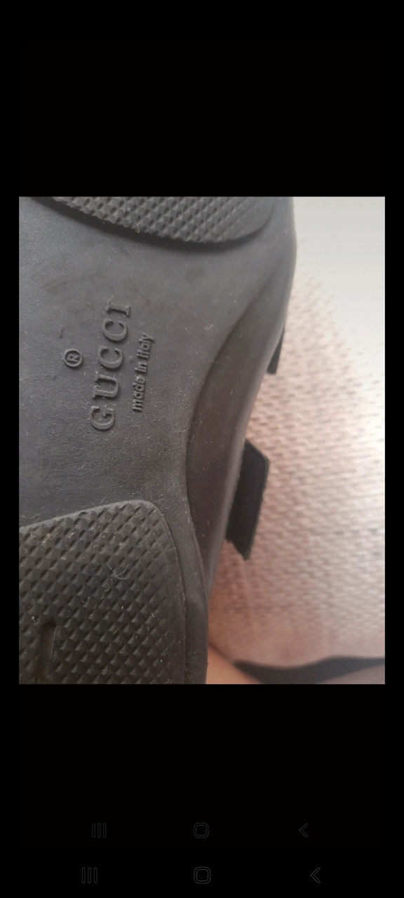 Ghete Gucci originale nr 41, pentru barbati. Cumparate in Italia