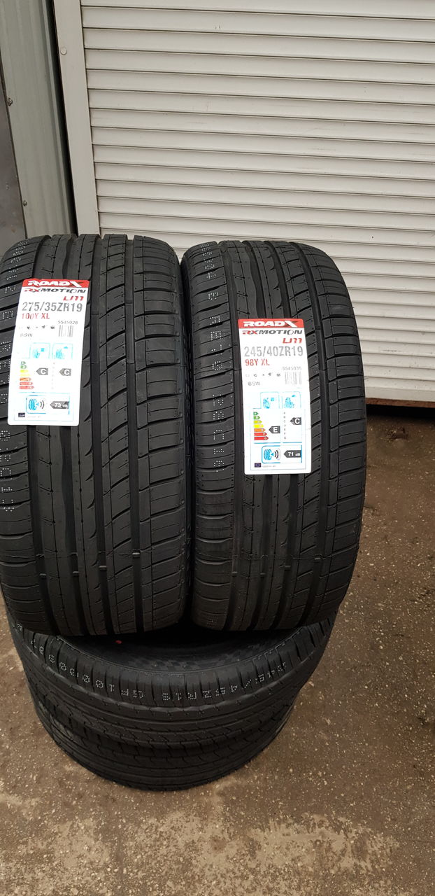 275/35/19 245/40/19 Roadx