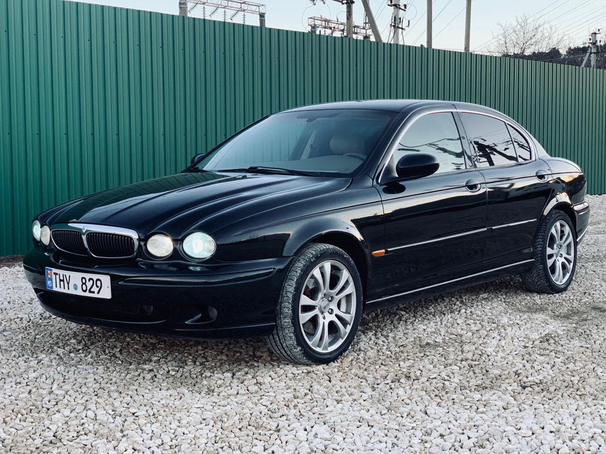 Jaguar X-Type