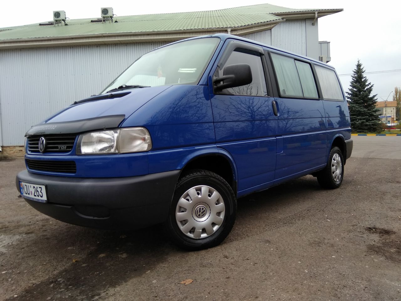 Volkswagen caravele