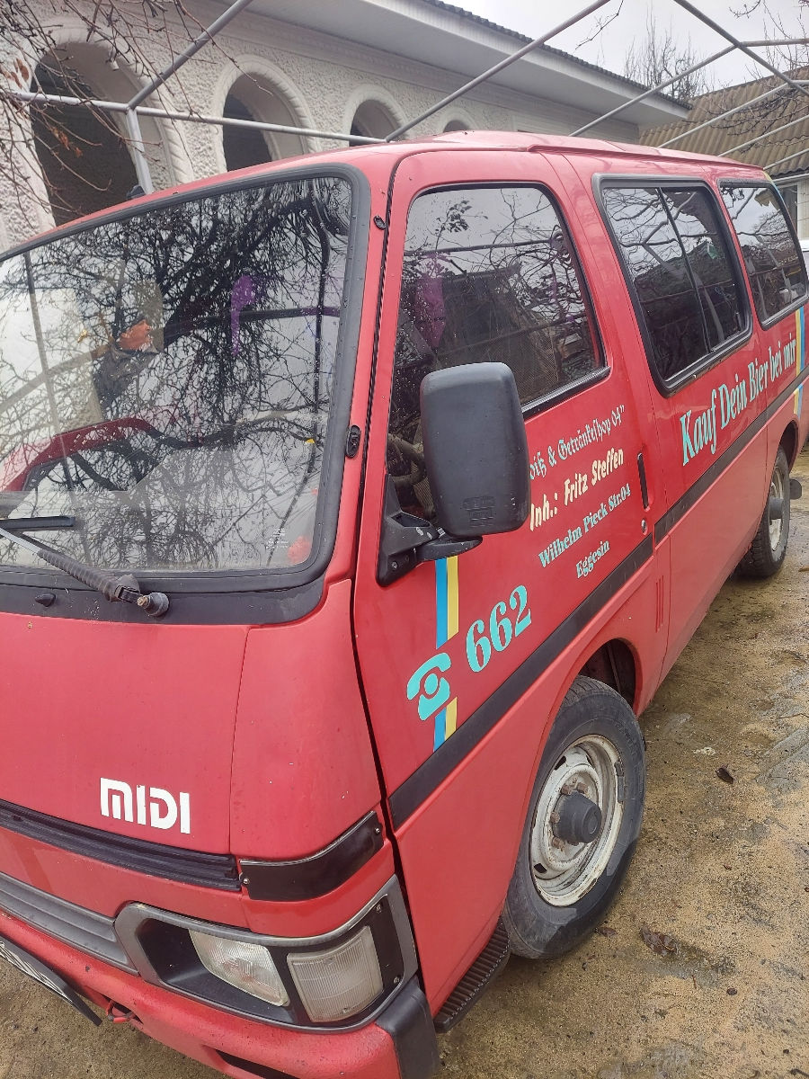 Isuzu Midi