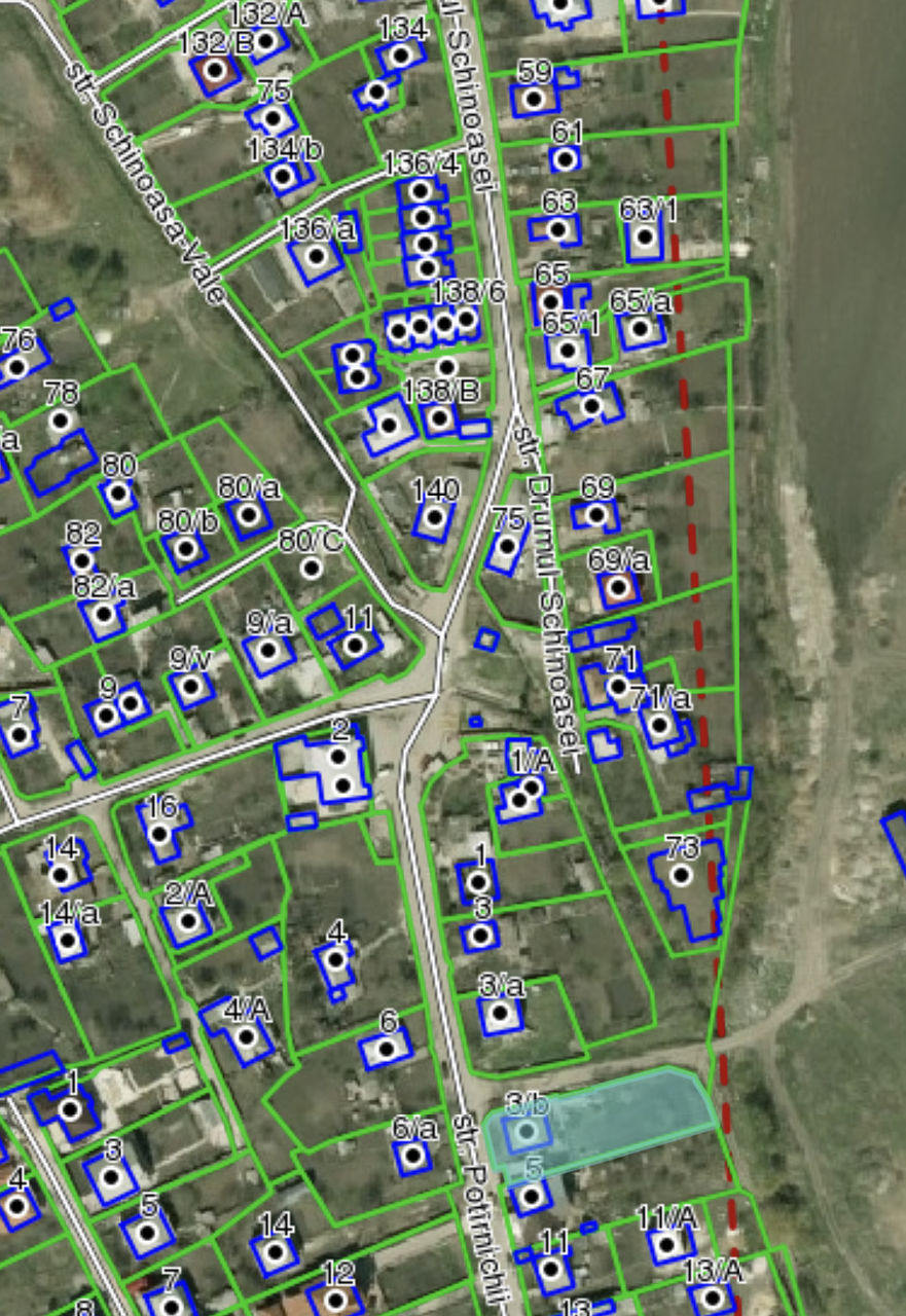 Se vinde lot cu autorizatie de constructie