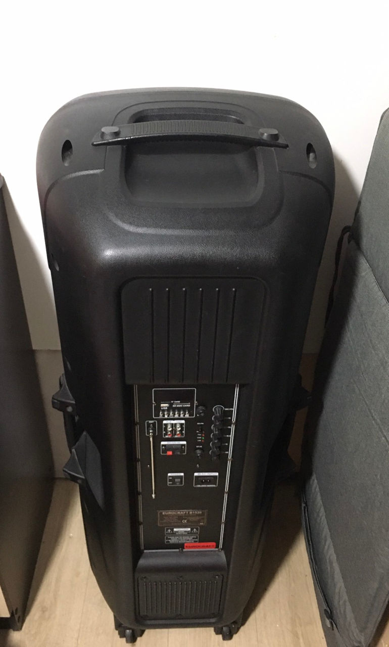 Boxa cu acumulator microfon eurocraft 1000 w