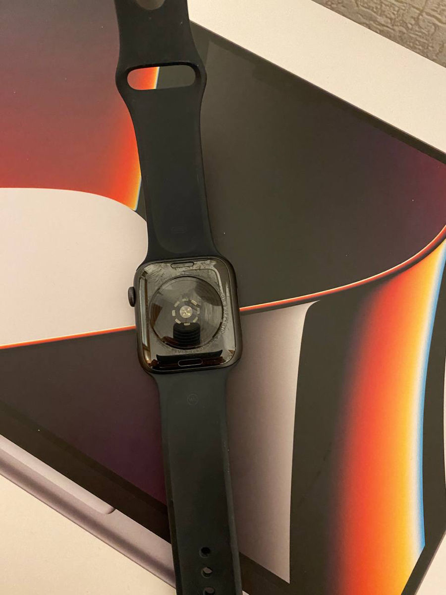 Apple Watches SE2
