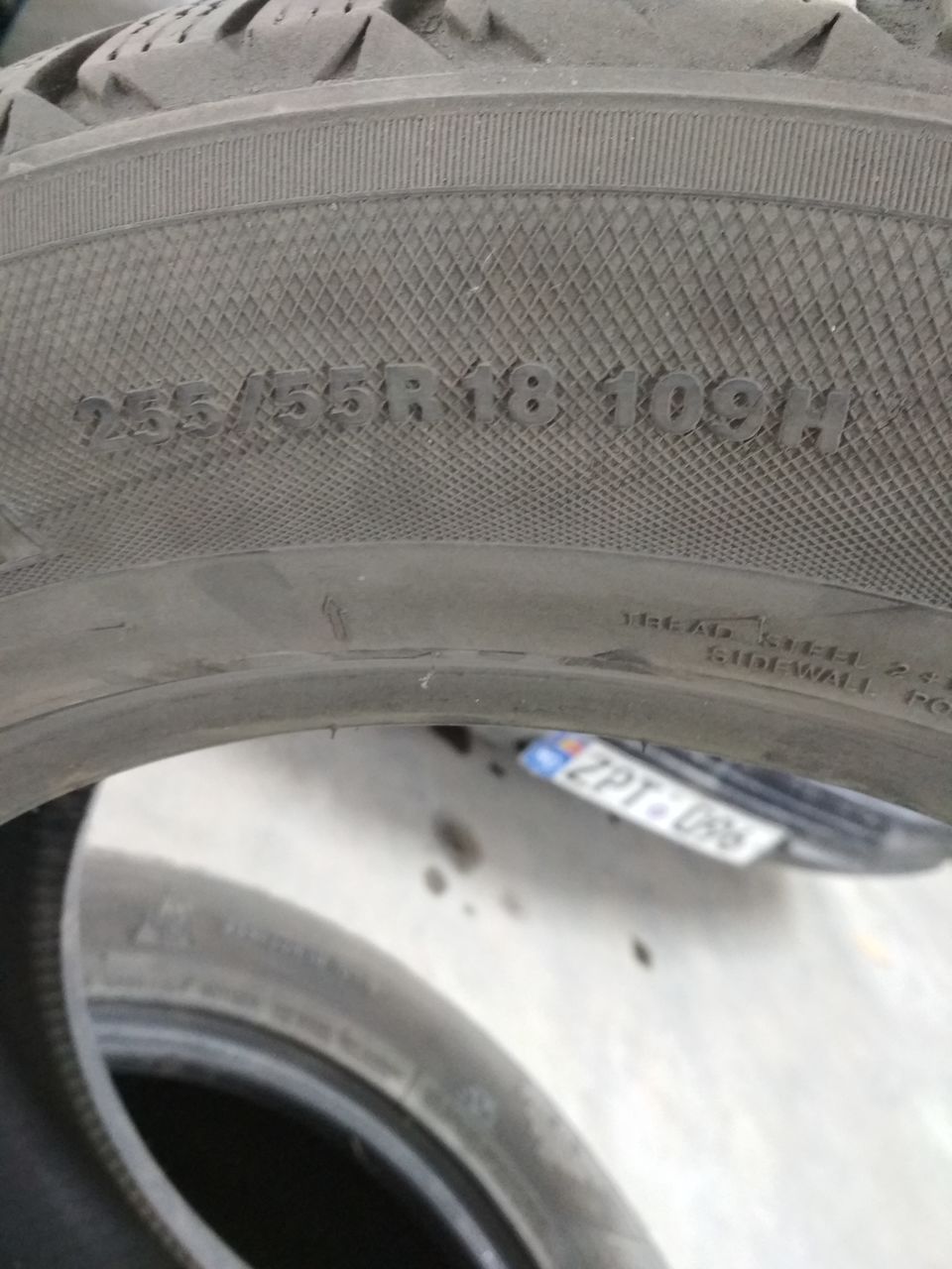 255/55 r18, 4 bucati, 75% , Kumho