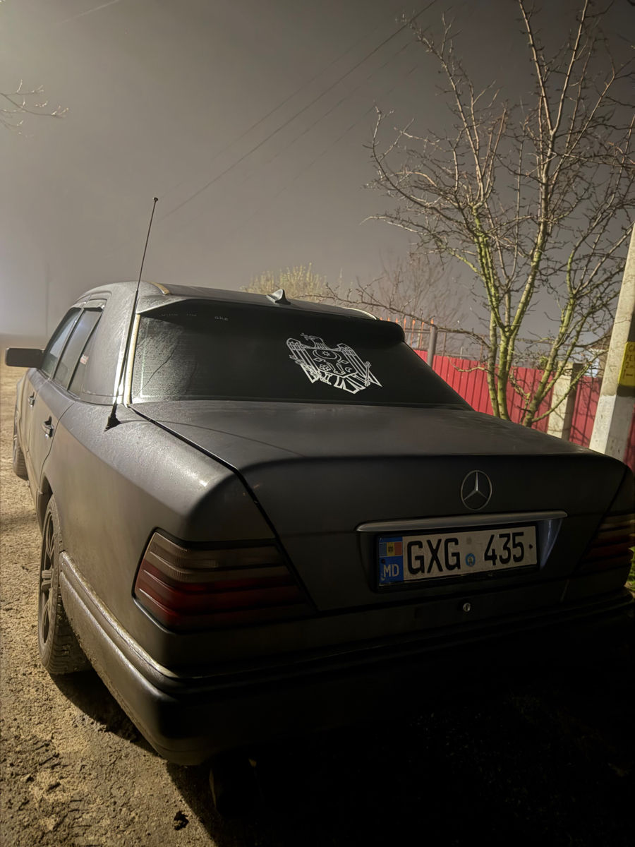 Mercedes E-Class 1995 г. с пробегом 387200 км, Дизель, 3400