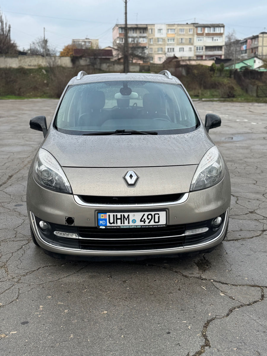 Renault Scenic an. 2012 cu rulaj 280000 km, Diesel, 6490