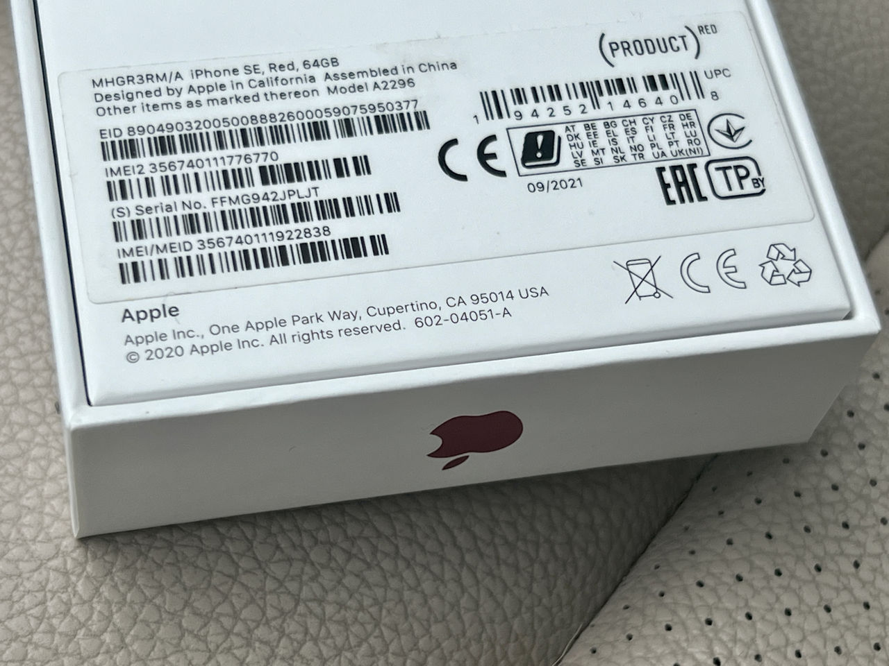 iPhone se 2020 Red
