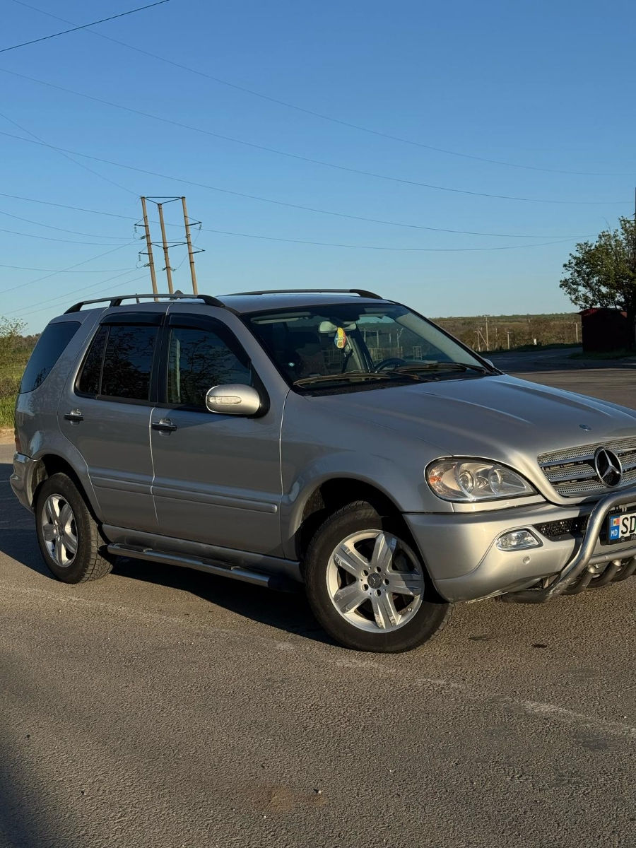 Mercedes M-Class an. 2004 cu rulaj 474000 km, Diesel, 7999