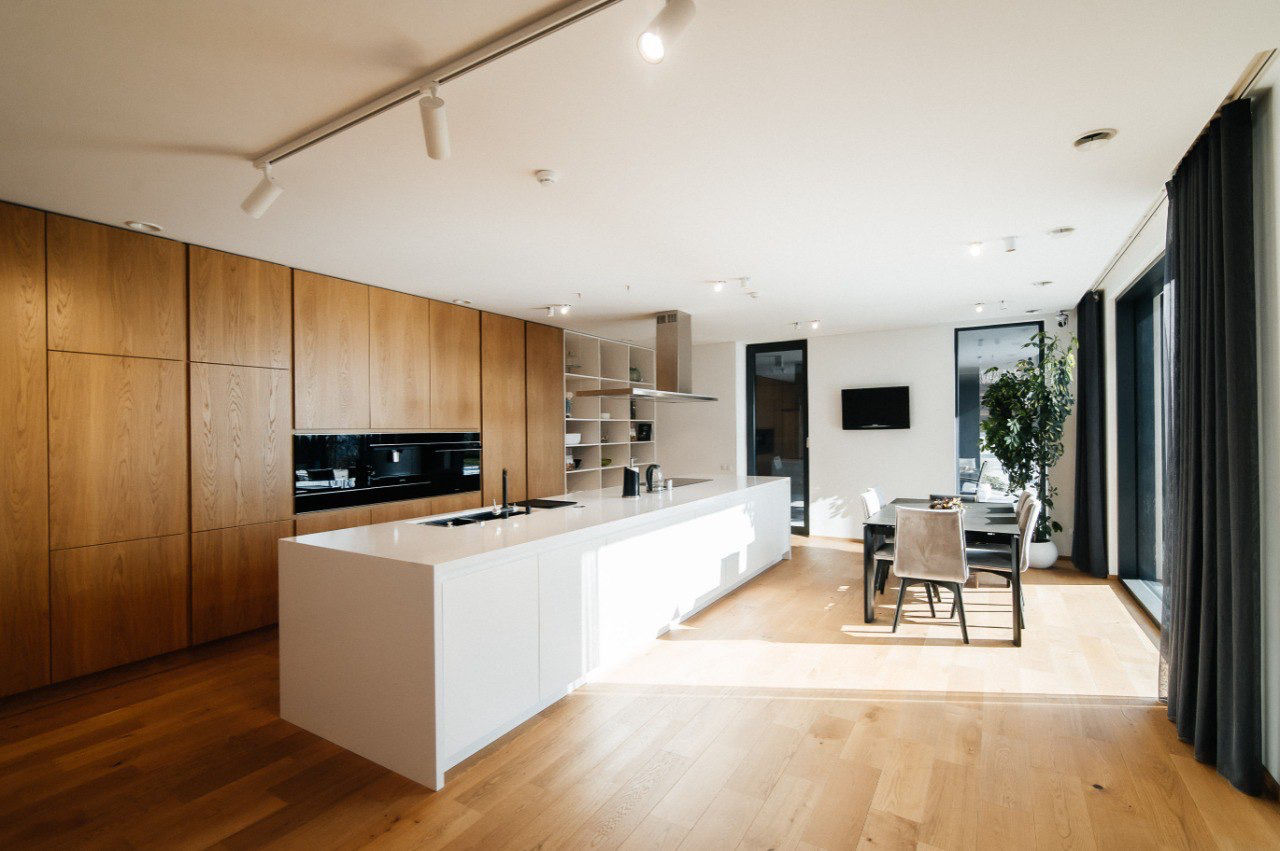 Casa HI-TECH