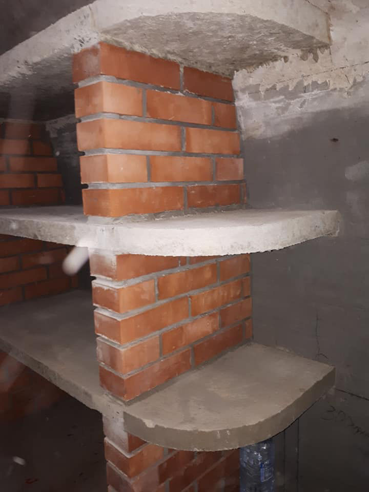 Rafturi pentru beci. beci classic