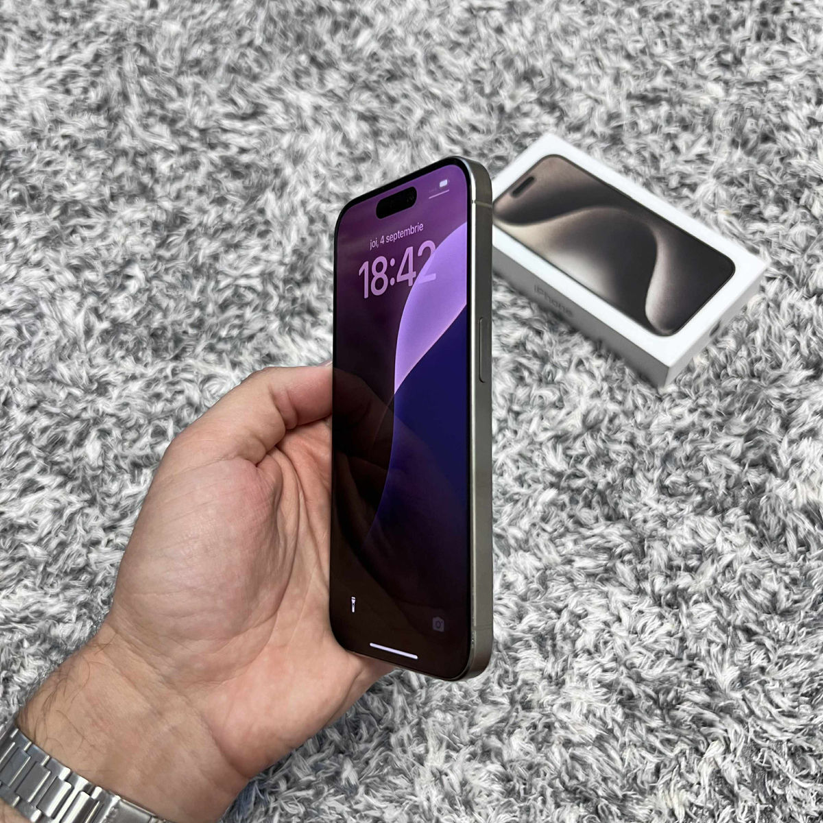 iPhone 15 Pro 128GB Natural Titanium