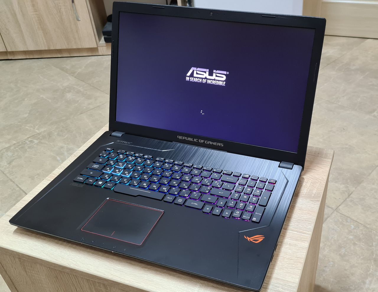 ASUS ROG Strix GL753V (17.3 IPS Full HD, GTX 1050Ti, 16gb RAM, i7-7700HQ)