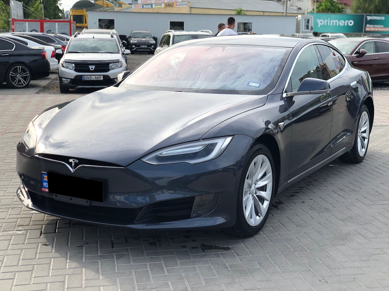 Tesla Model S