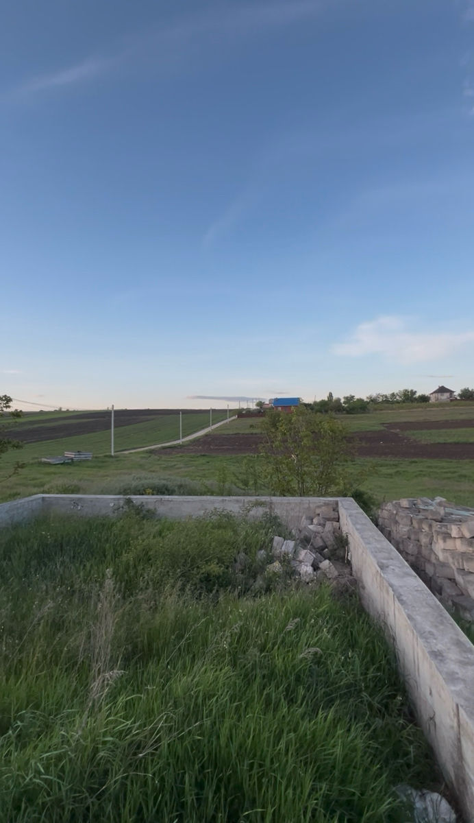 10,5 Ari Razeni pentru Constructii