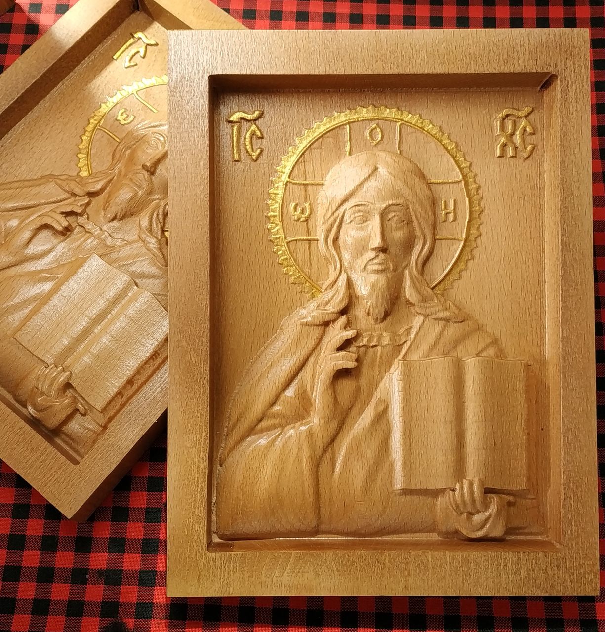 Iconite din lemn, de la 50 lei - 550 lei